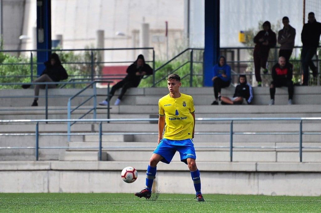 Las Palmas lamenta el fallecimiento del exjugador Luis Ojeda